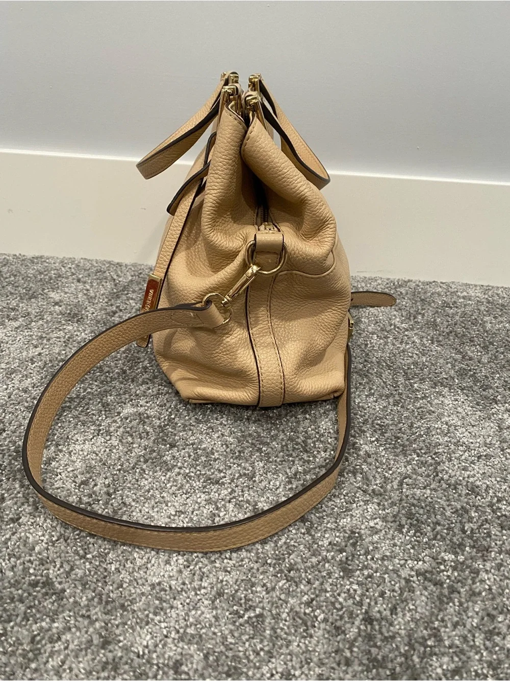 Vince Camuto | Bags | Vince Camuto Pebbled 0 Leather Hobo Purse Color ...